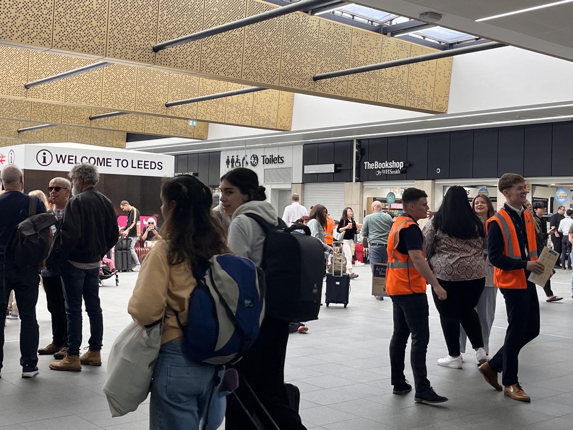 Supporting Emily the Engineer at Leeds Station - CML Civil Engineering ...